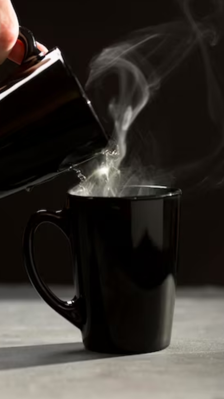 8 Benefits Of Drinking Hot Water Every Morning Business Insider India