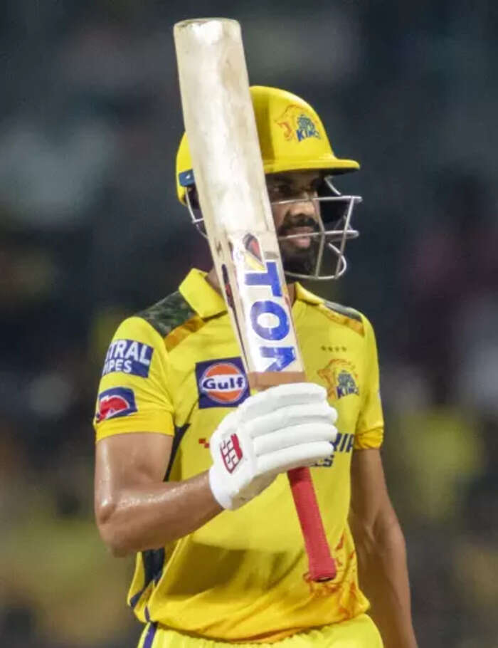 Gaikwad replaces Dhoni as CSK captain day before IPL opener | Business Insider India