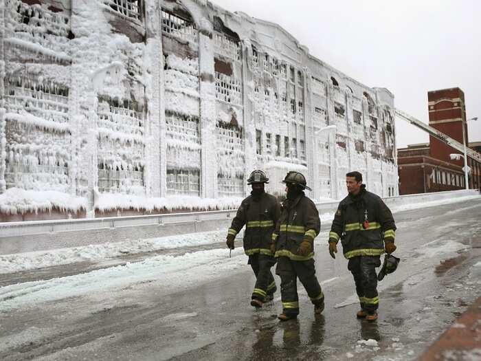 Firefighters Leave Chicago Warehouse Covered In Ice | Business Insider ...