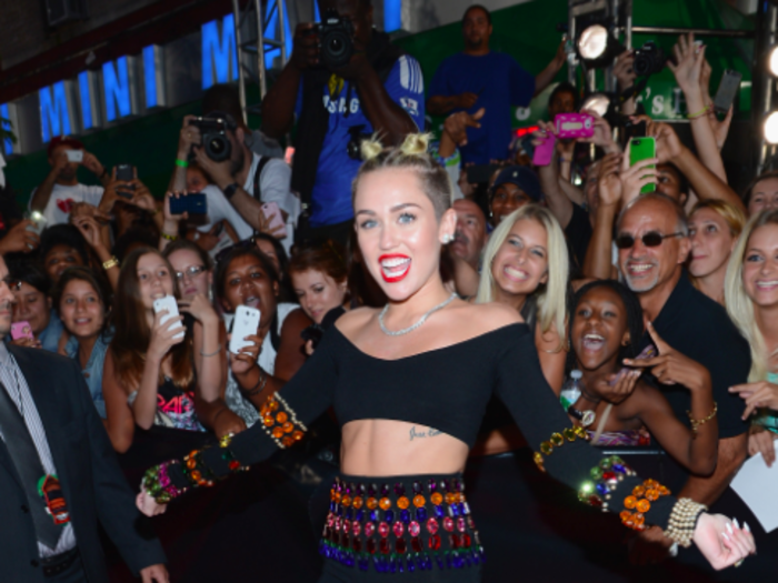 The Most Outrageous Outfits At MTV's Video Music Awards [PHOTOS]