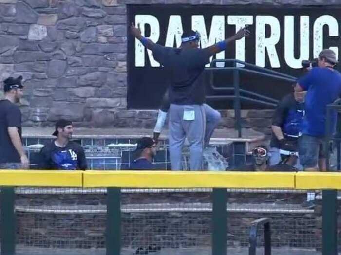 The Dodgers Jumped Into The D-Backs' Pool To Celebrate Clinching A ...