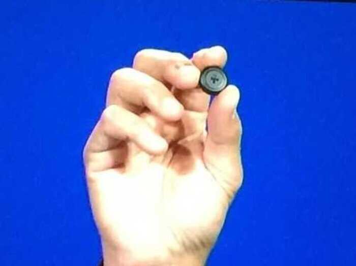 Intel Just Showed Off This Computer That's The Size Of A Button ...