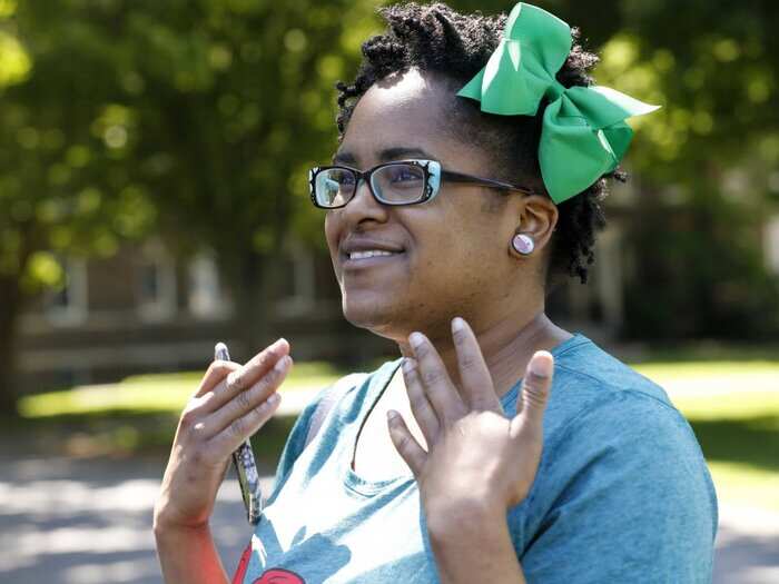 Here's how students reacted when they learned their imploding college ...