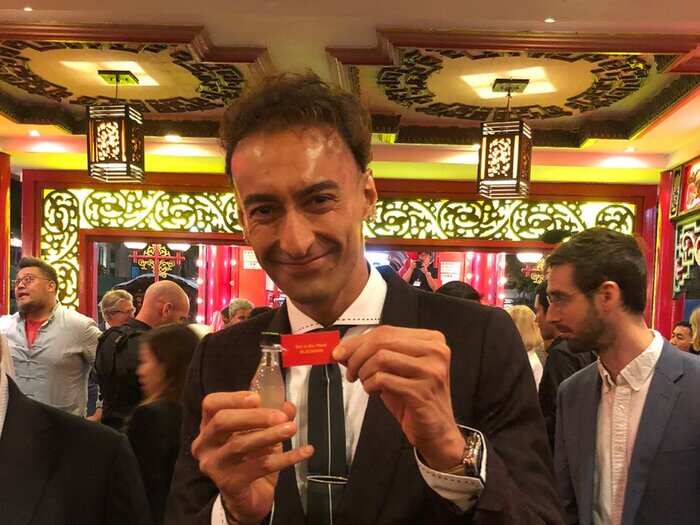 A day in the life of the world's most famous tailor, who works 12 hours ...