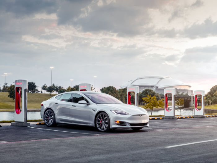Tesla just brought back one of its customers' favorite perks - but not ...