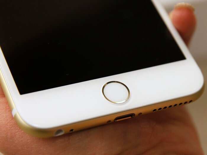 Apples Working On An Iphone With A Fingerprint Sensor Behind The Display According To A New