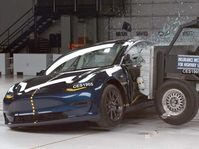 Why Tesla S Model 3 Received A 5 Star Crash Test Safety Rating