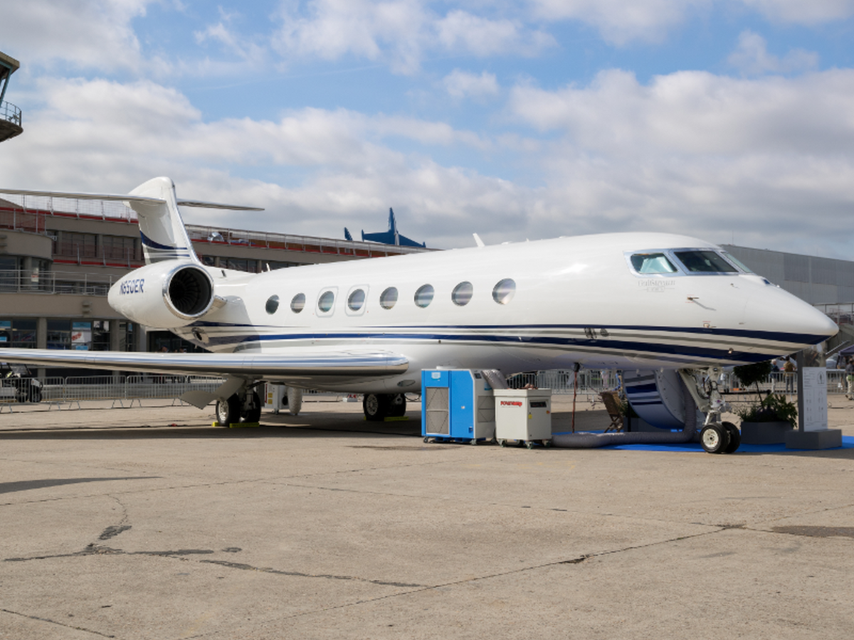 Larry Ellison Private Jet Inside Kid Rock Luxurious Bombardier