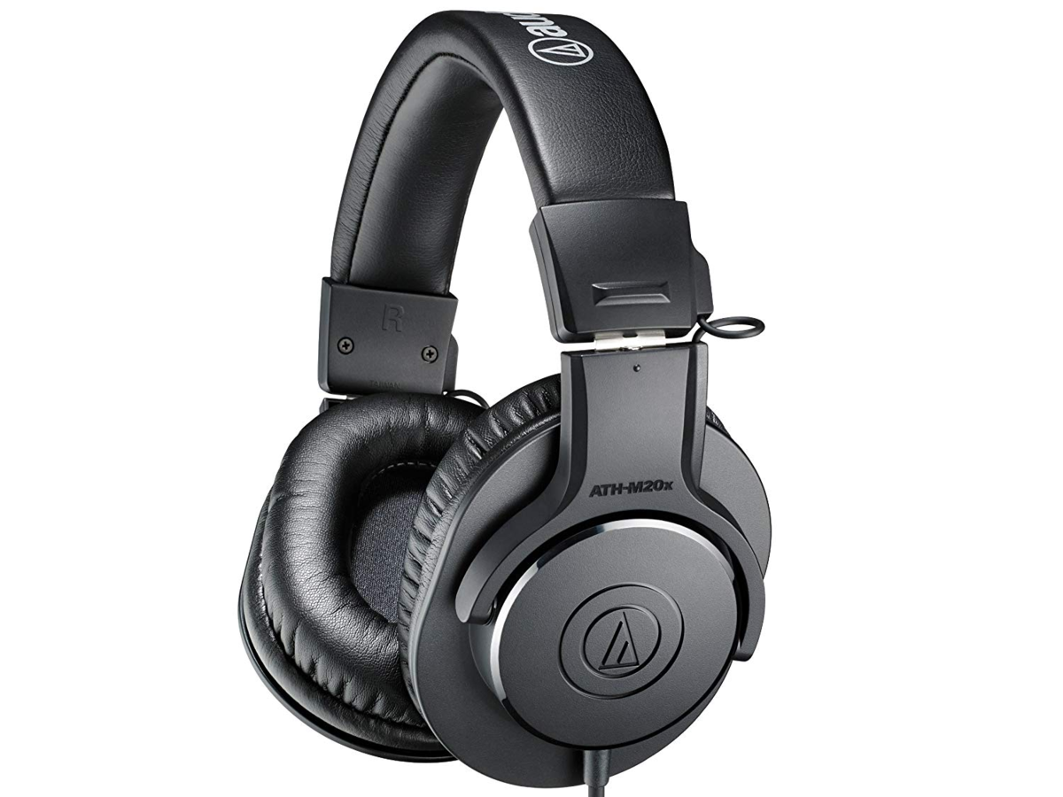 Good cheap headphones store