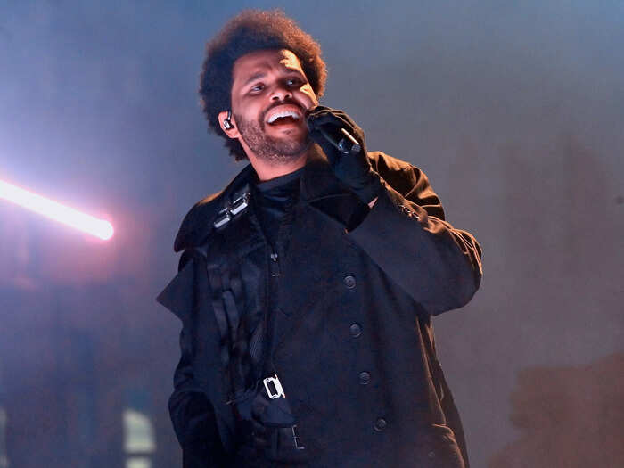 The Weeknd promises fans a new show date after walking off stage mid ...