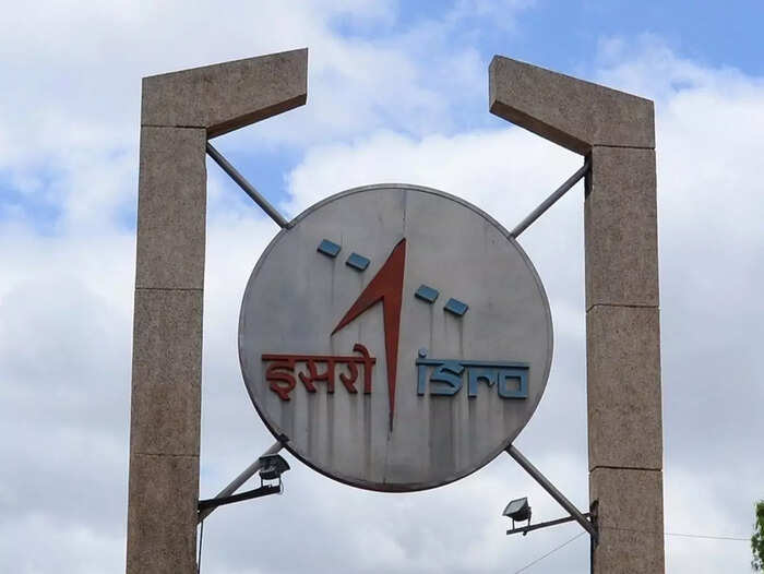 ISRO gearing up to launch the next set of 36 OneWeb satellites in ...